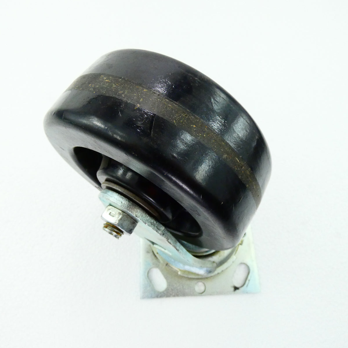 CASTER SWVL FLAT PLATE – middlebypartsmx